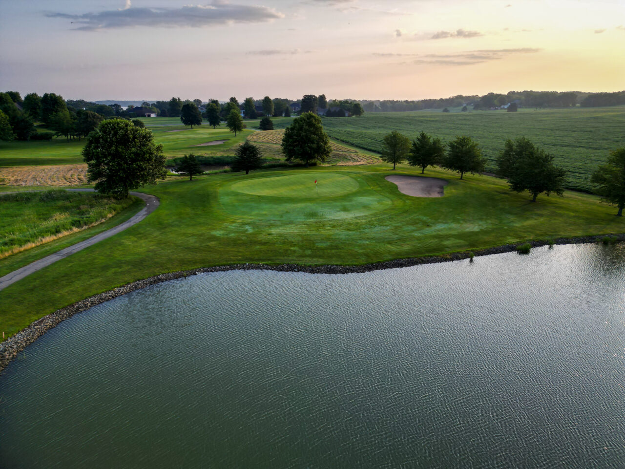 Stoughton Country Club - Golf Course in Stoughton, WI